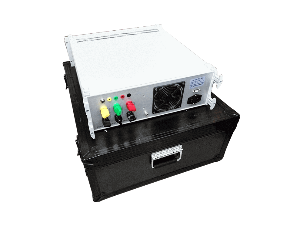 GF303D PORTABLE THREE PHASE AC VOLTAGE AND CURRENT SOURCE